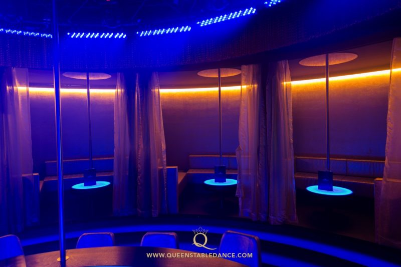 Lassen Sie sich im Queens Tabledance Club verwöhnen